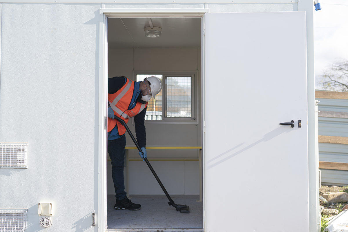 Professional work site cleaning company - Bases Clean